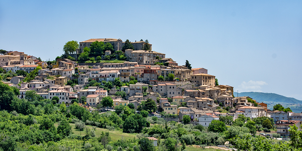 The Decameron Project: Musical Theater Storytelling in Times of Trauma ...