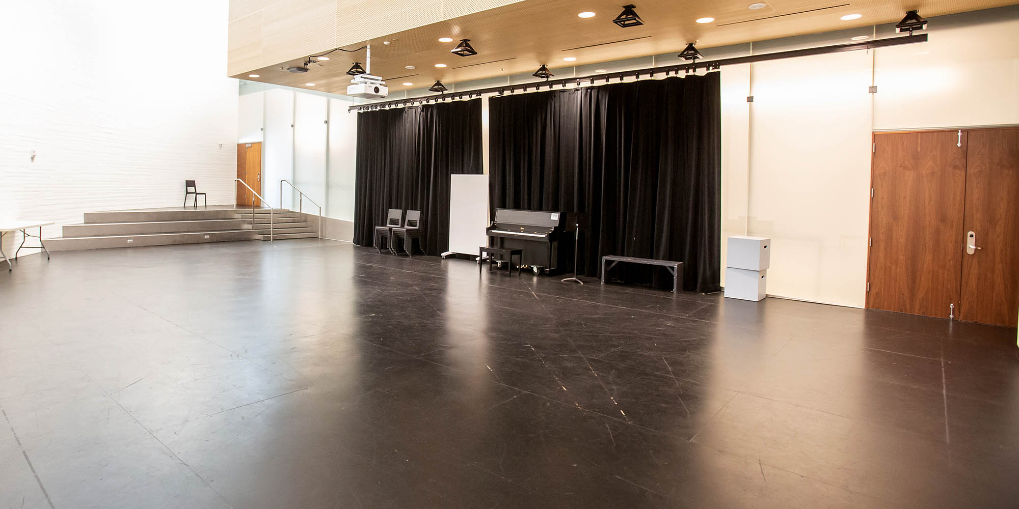 Reading of Damned to Marriage by Violet Prete ’25